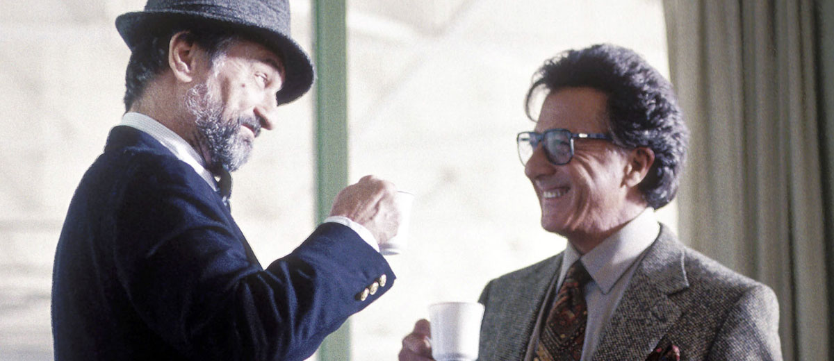1997 Movie Review: WAG THE DOG, 1997 – Starring: Robert DeNiro, Dustin ...